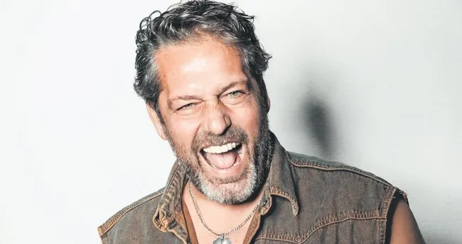 Bora Gencer, 8+1 ile döndü - Son Dakika Magazin Haberleri