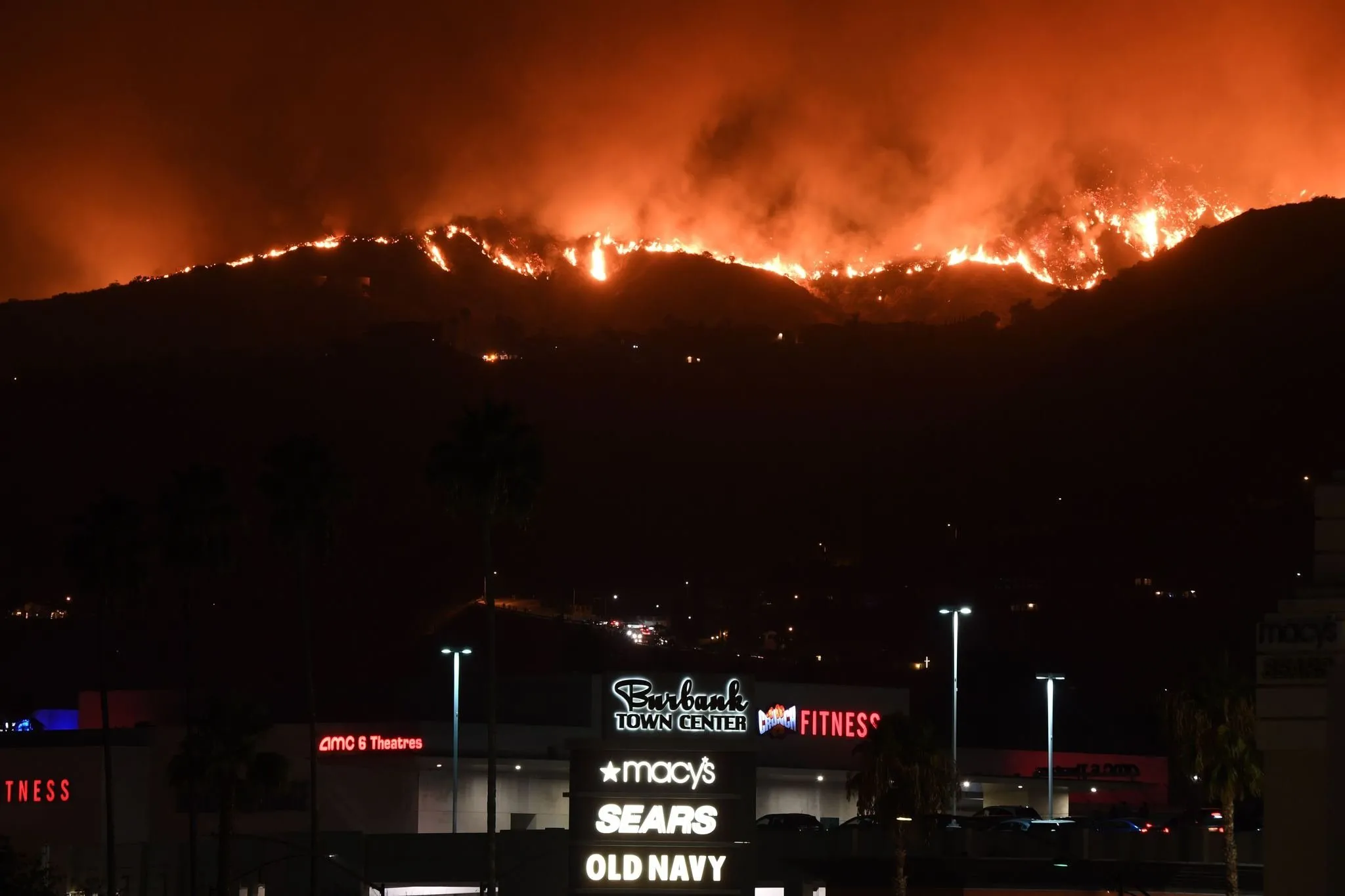 Los Angeles tarihindeki en büyük yangın! - FotoHaber - Dünya Los Angeles tarihindeki en büyük yangın! - FotoHaber - Dünya
