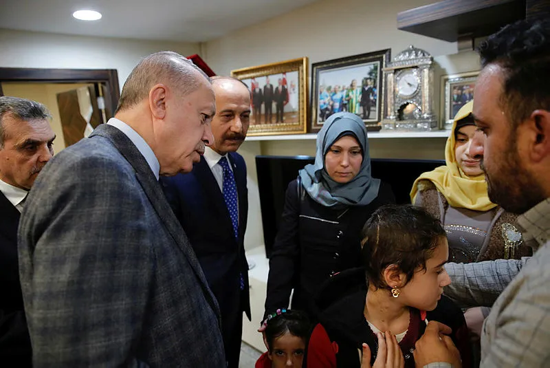 Başkan Erdoğan şehit edilen 9 aylık bebek Muhammed Omar'ın ailesiyle ...